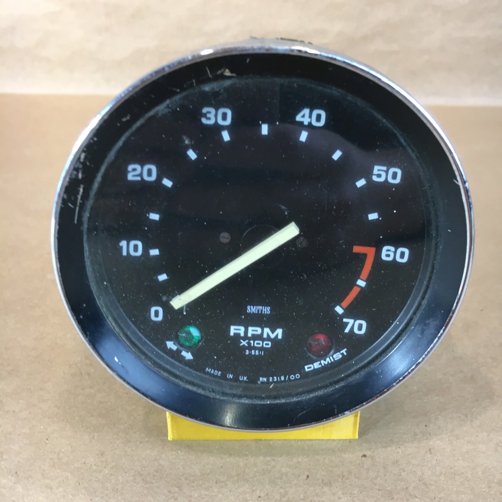 OEM 1973 Triumph GT6 Smiths Tachometer Tach Gauge RN 2319/00 700 RPM ...
