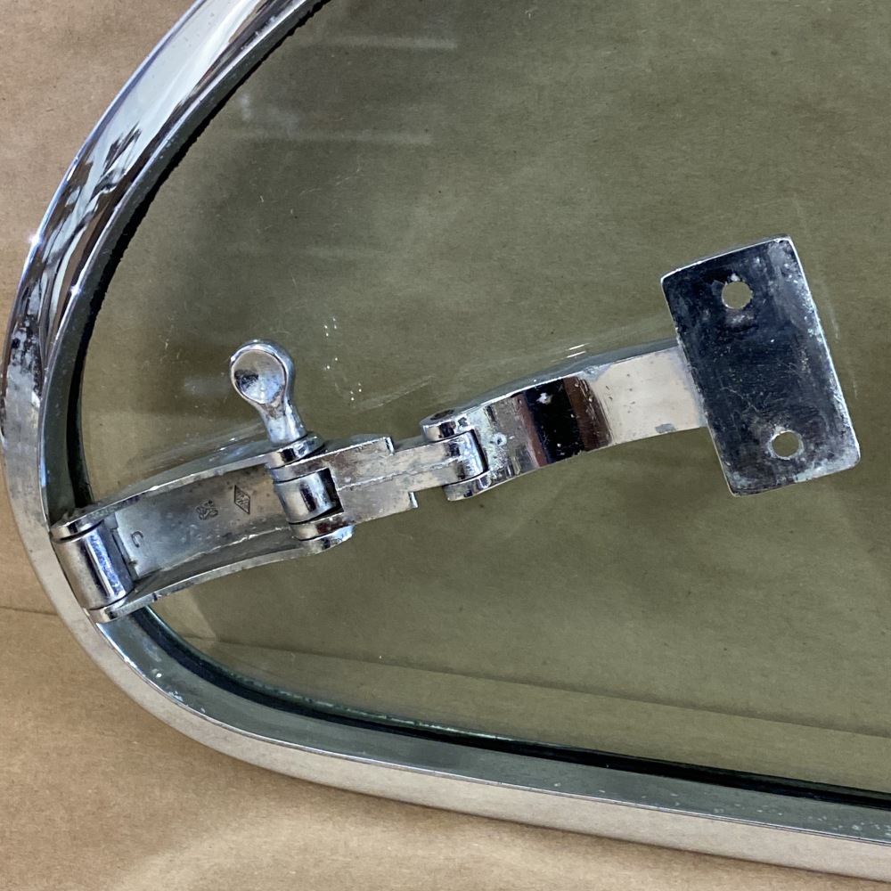 Original Jaguar XKE E-Type S3 2+2 LH Rear Quarter Window Triplex Sundym ...