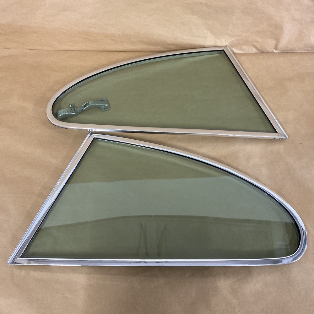 Original Jaguar XKE E-Type 2+2 Rear Quarter Window RH LH Pair Triplex ...