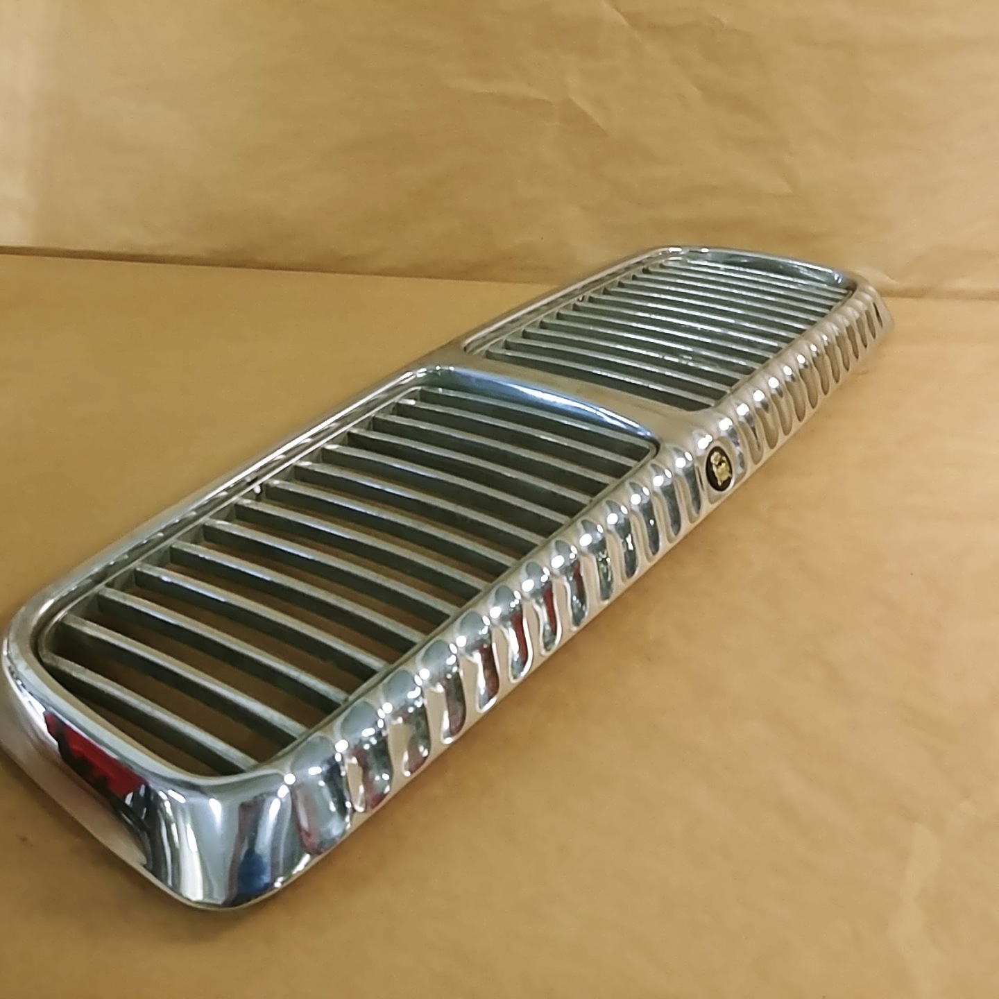 Jaguar XJ6 1988-1994 Original Front Chrome Grille with Badge OEM - For ...