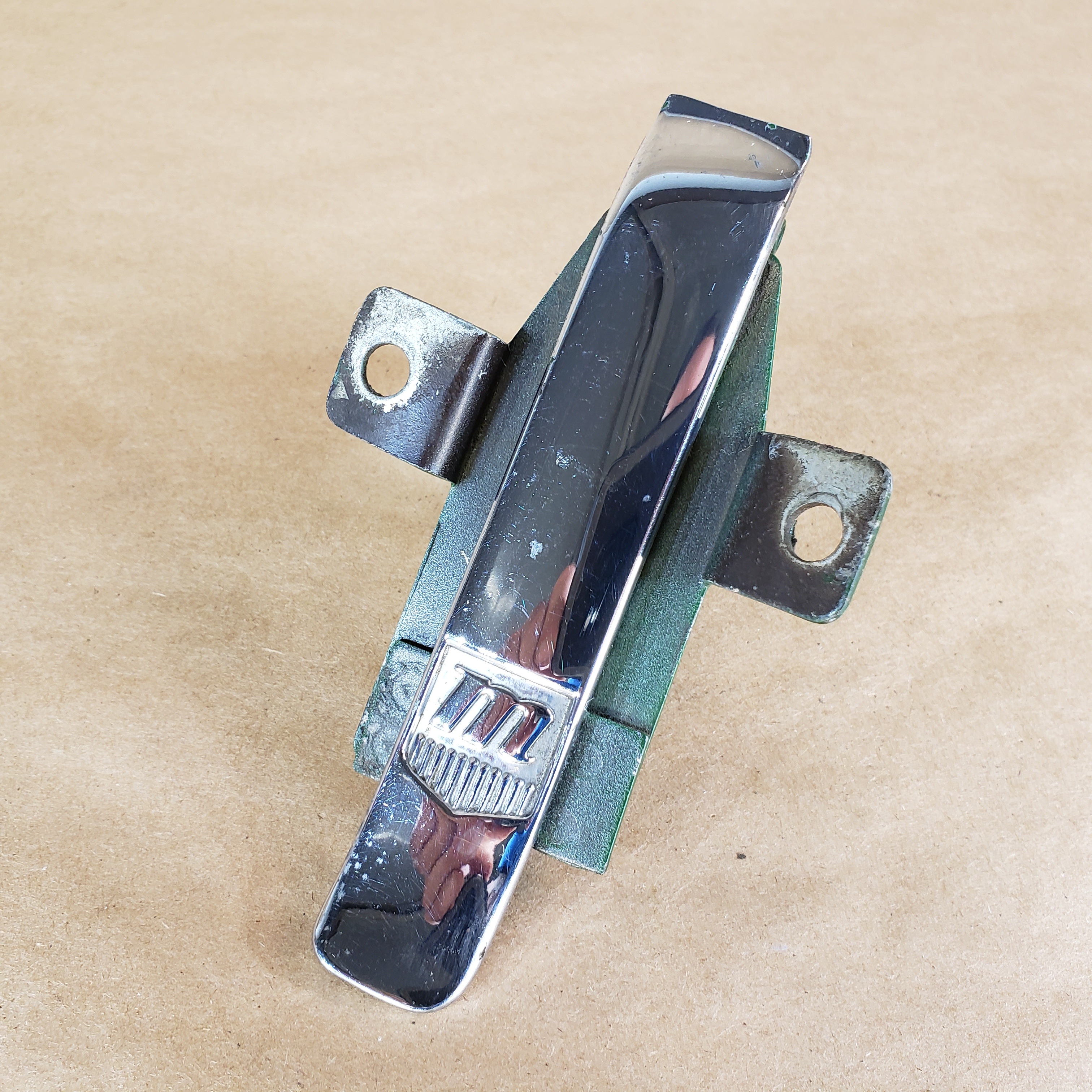 Triumph Spitfire GT6 Original Bonnet Hood Latch 607663 OEM - For Sale ...