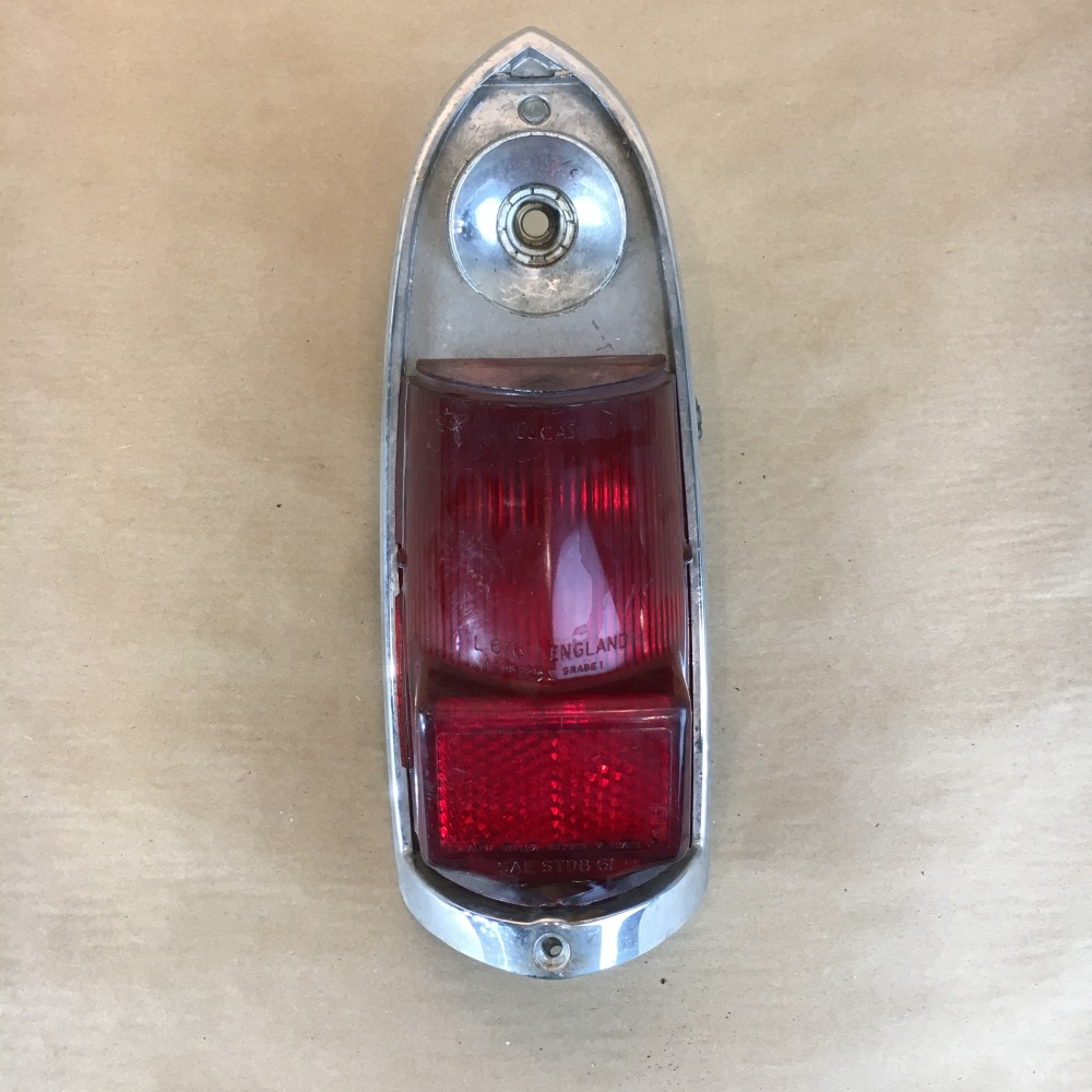 OEM 1963-1967 MG MGB Lucas Tail Light Assembly L676 54572303 BS1004A ...