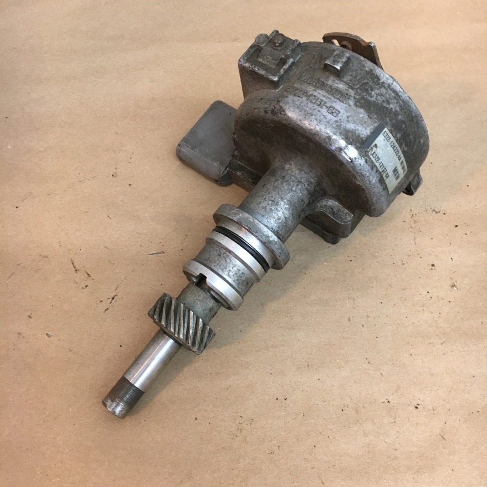 OEM Ford Mustang Motorcraft Distributor Dizzy E32E 12131BB Original ...