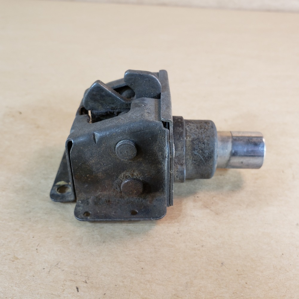 Triumph TR6 Original Rear Trunk Boot Lid Lock Assembly OEM - For Sale ...