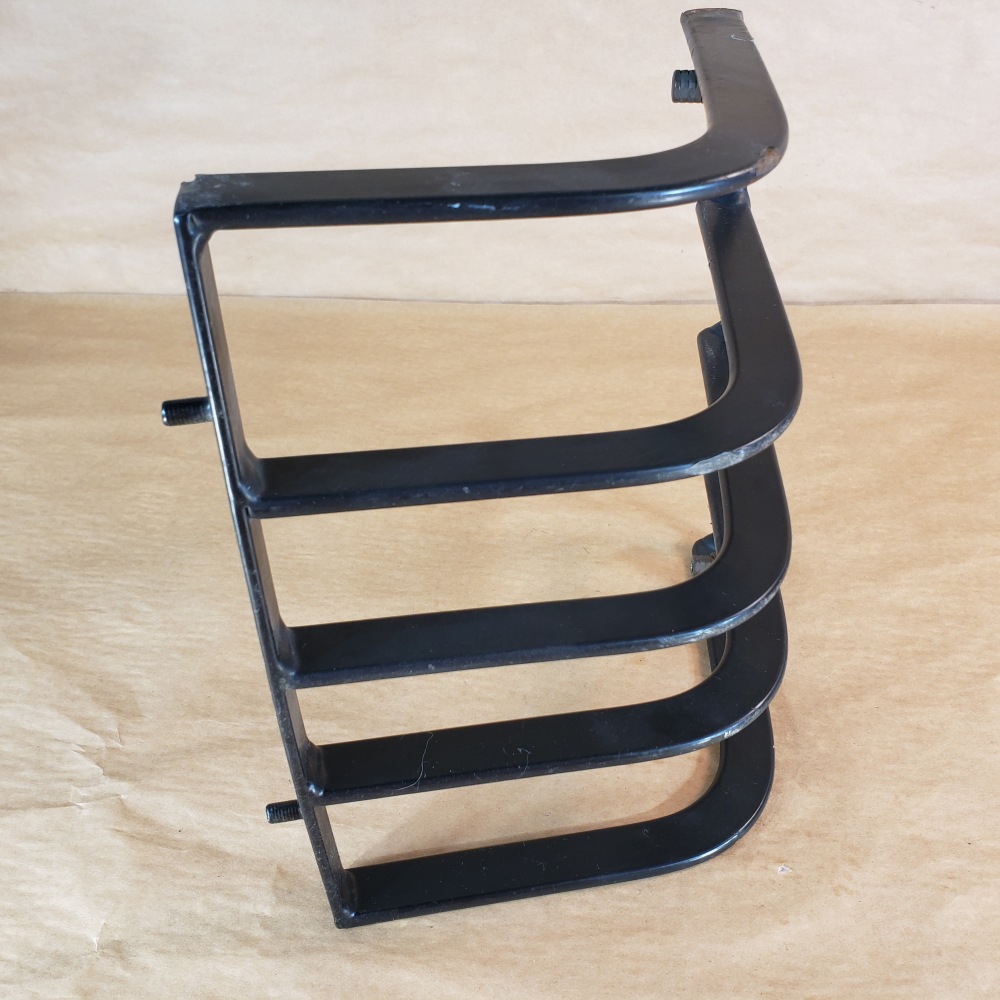 Land Rover Range Rover Classic 1987-95 Left LH Rear Tail Light Guard ...