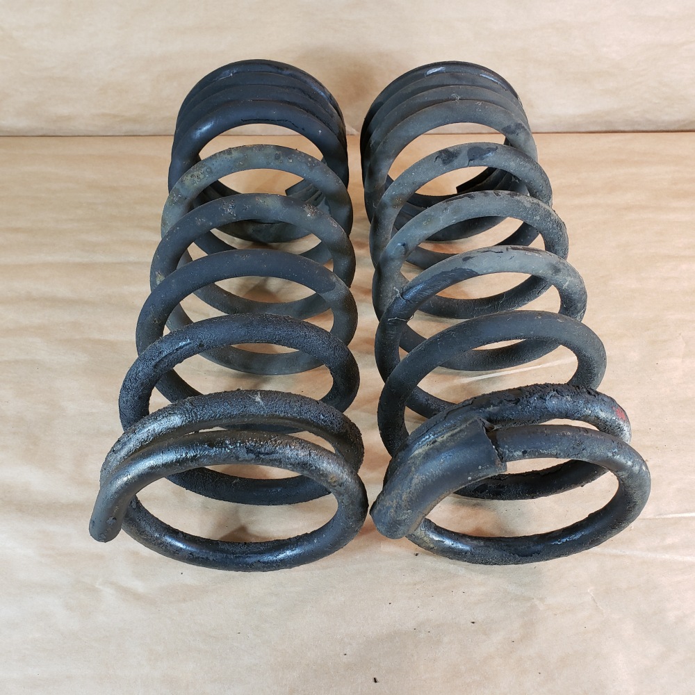 Mercedes Benz W123 300TD Original Rear Shock Springs Set OEM - For Sale ...