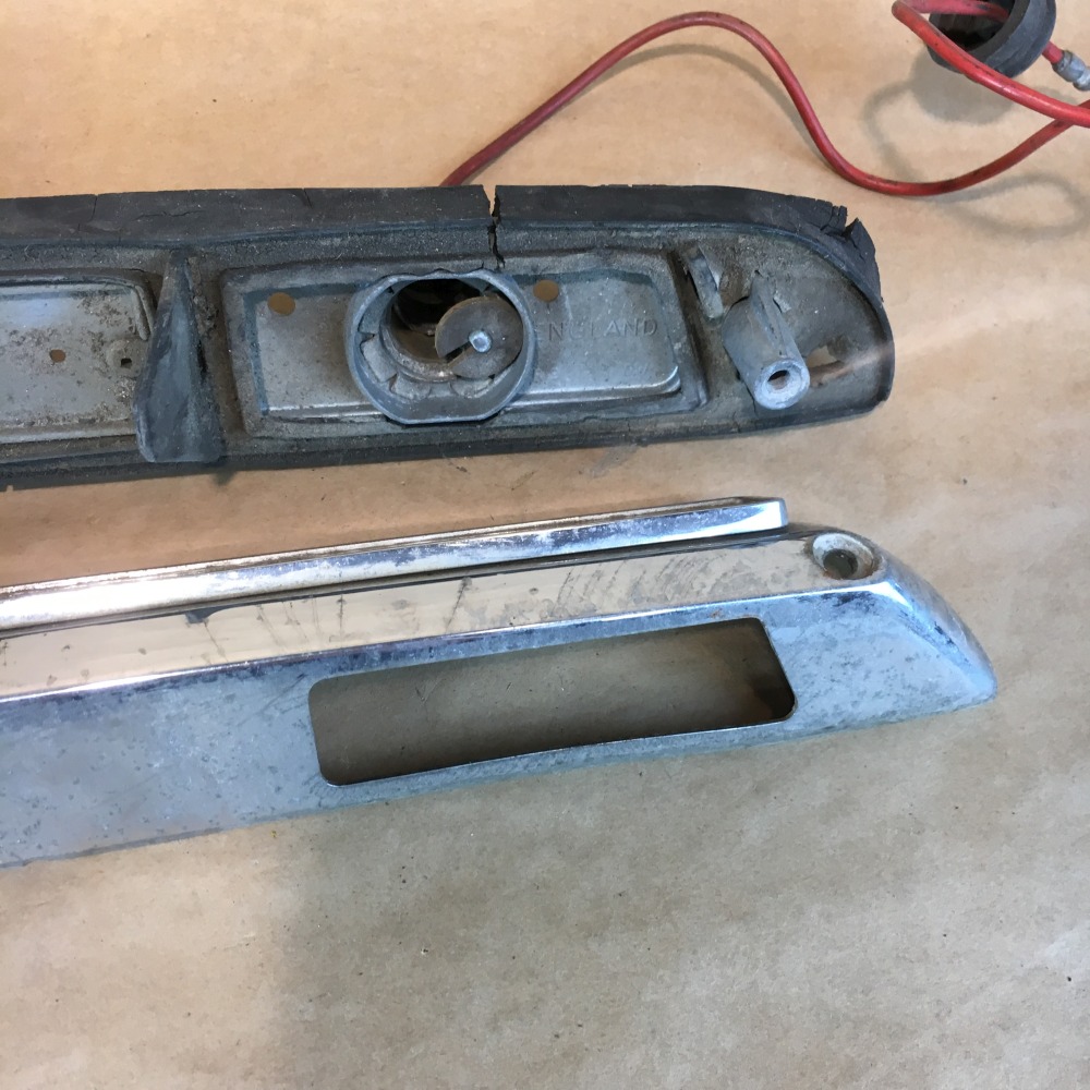 OEM TRIUMPH TR6 Spitfire Lucas Rear License Number Plate Lamp Assembly ...