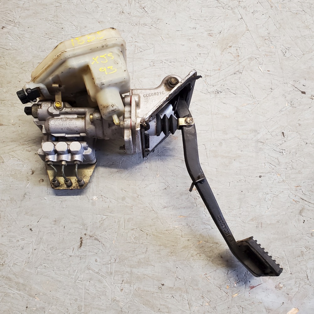 OEM Jaguar XJS ABS Brake Actuator Assembly with Master Cylinder and ...