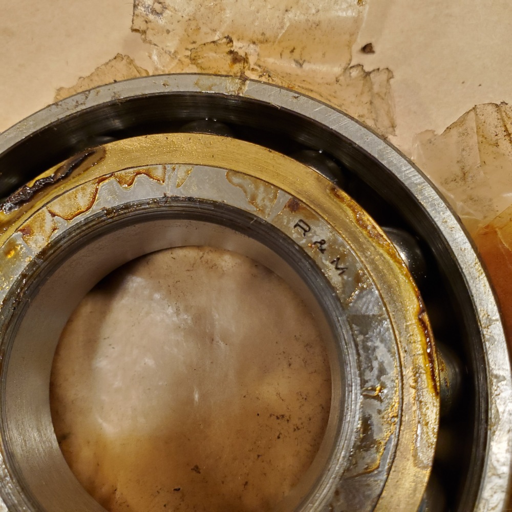 NOS Early MGB Banjo Style Rear Axle Differential Carrier Bearing 2K8938 ...