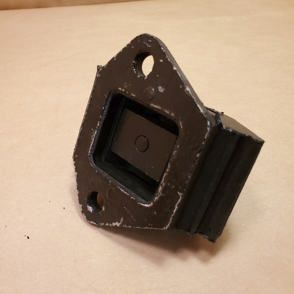 NOS Jaguar XJ6 XJ12 XJS Front Crossmember Subframe Rear Mounted Vee ...