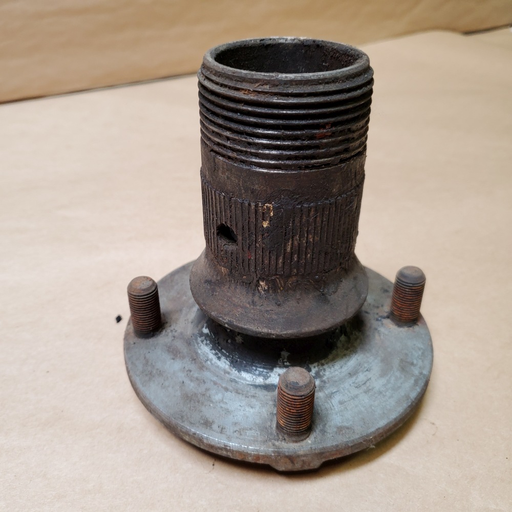 Original MG MGB Rear Suspension RH Right Knock Off Wheel Hub BTB719 OEM ...