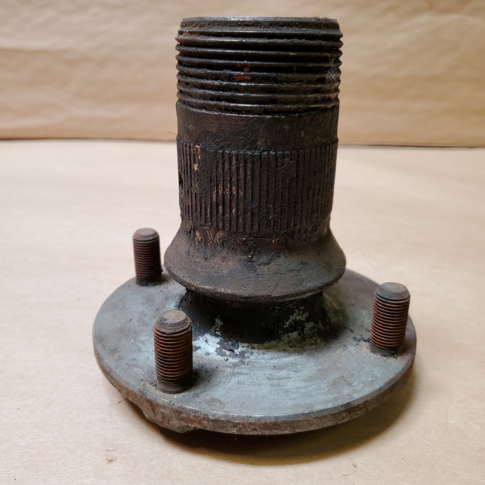 Original MG MGB Rear Suspension RH Right Knock Off Wheel Hub BTB719 OEM ...