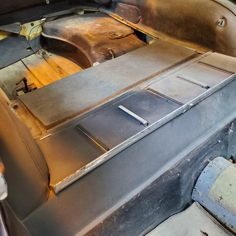 1967 Jaguar XKE E Type Shell Doors Hatch Glass Center Instrument Panel ...
