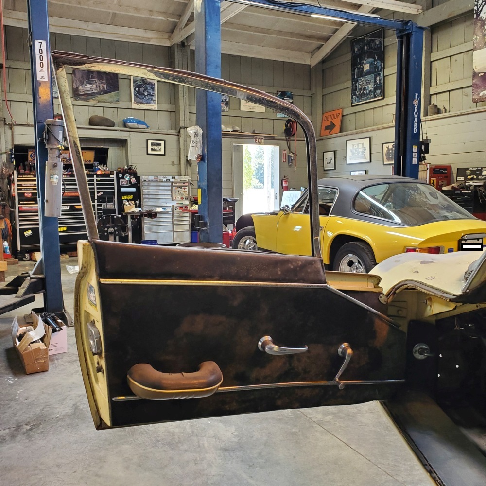 1967 Jaguar XKE E Type Shell Doors Hatch Glass Center Instrument Panel ...
